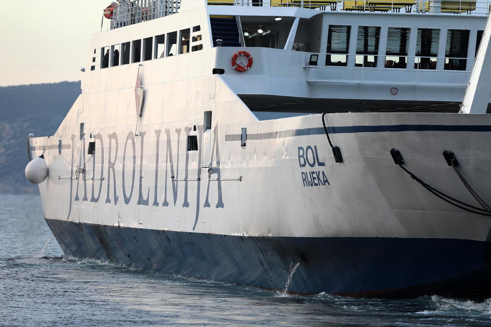 Inspekcija ustanova uključenih u skrb trudnice s Brača